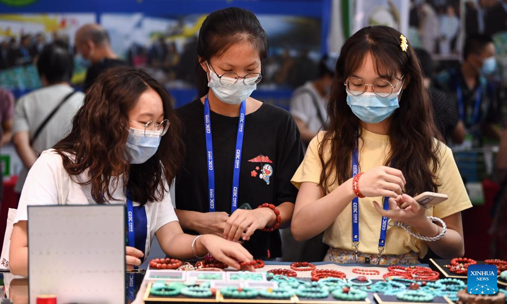 19th China-ASEAN Expo opens to public-Xinhua