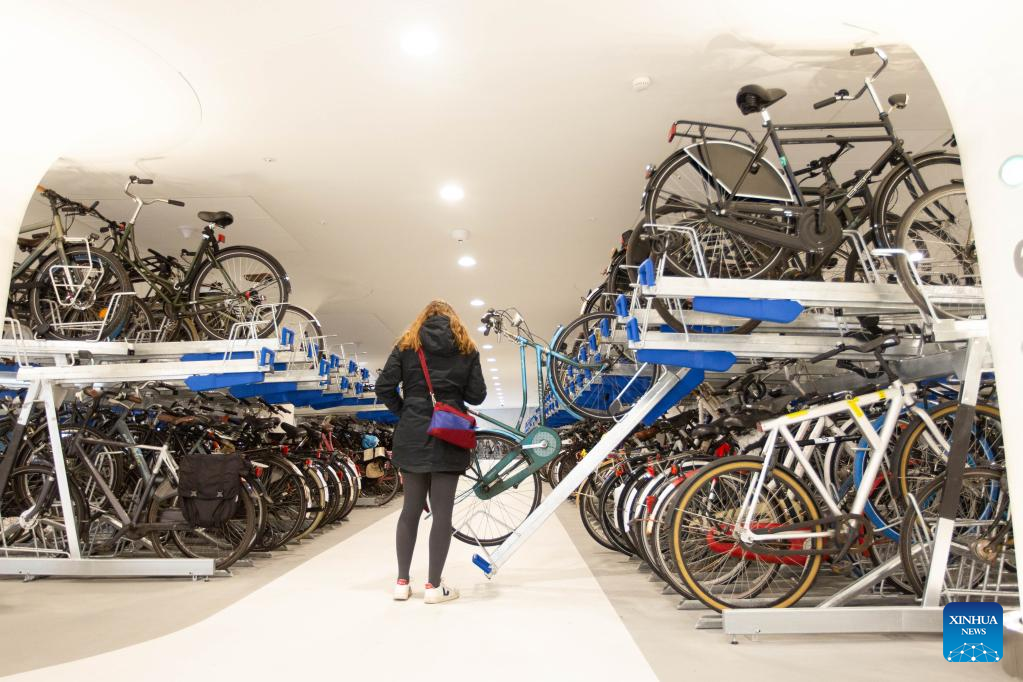 Bicycle parking facility opens in Amsterdam, the Netherlands-Xinhua