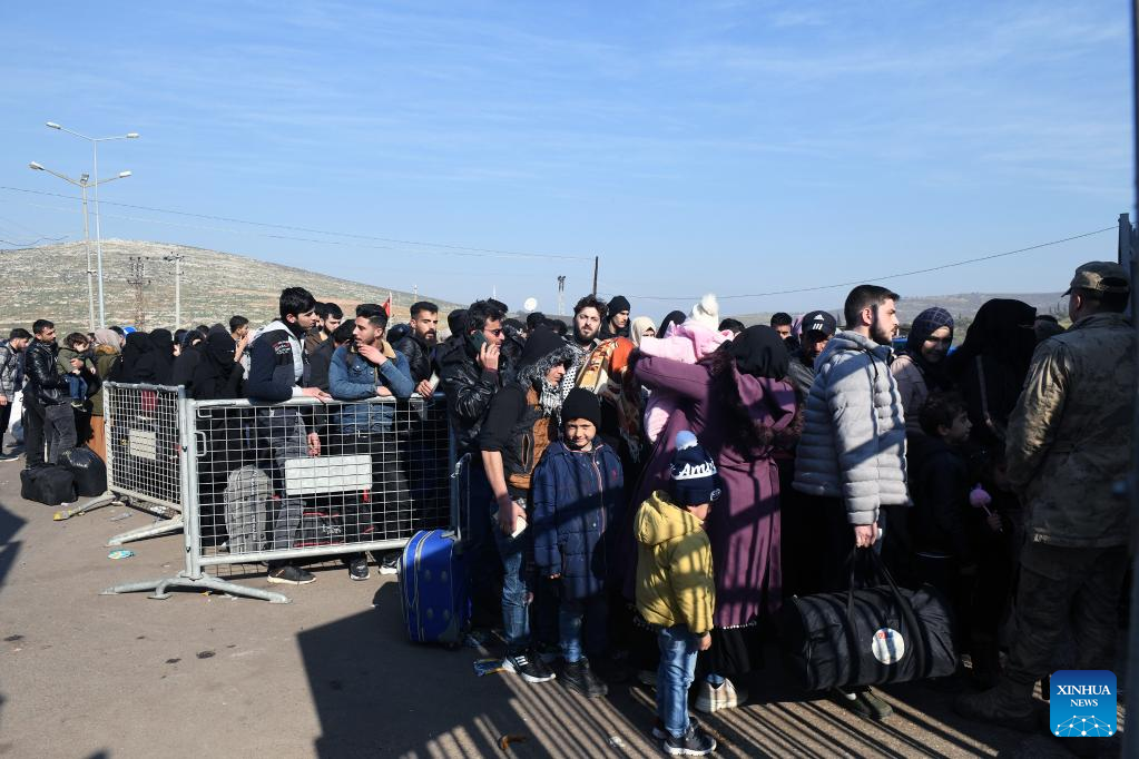 Feature: Earthquakes corner Syrian refugees in Türkiye between a rock ...