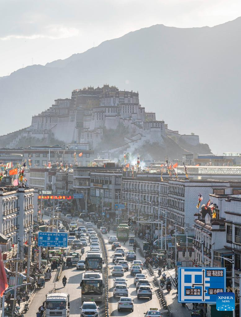 Lhasa's rich history fosters distinctive plateau culture-Xinhua