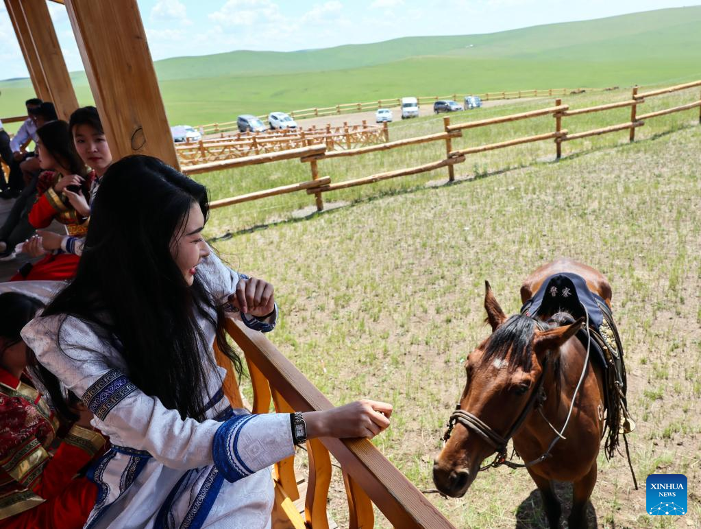 Hulun Buir grassland culture and tourism festival kicks off-Xinhua