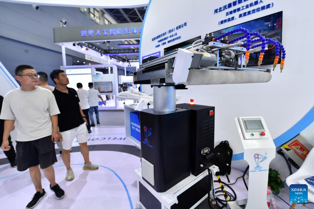 Robots attract visitors during China Int'l Digital Economy Expo 2023 in ...