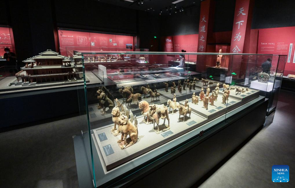 Chinese Archaeological Museum opened to public-Xinhua