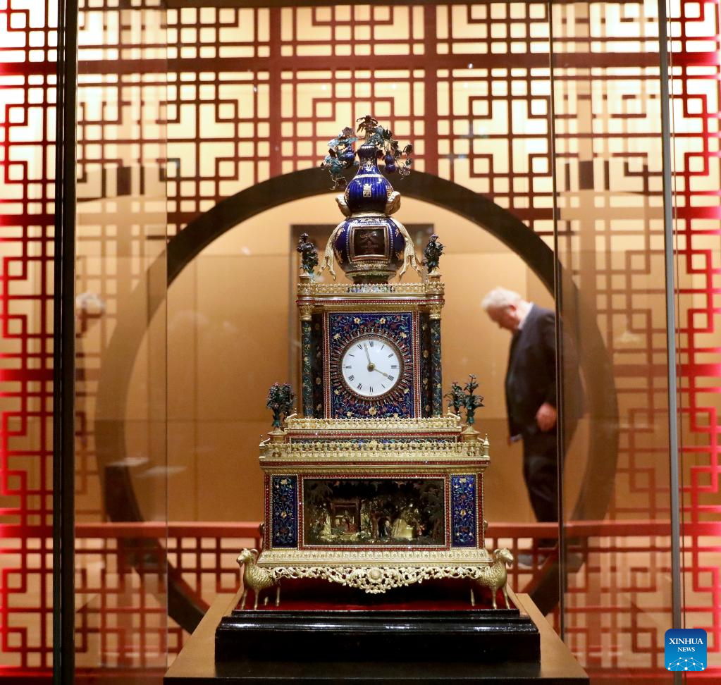 Antique clocks from China's Palace Museum on exhibition in London-Xinhua