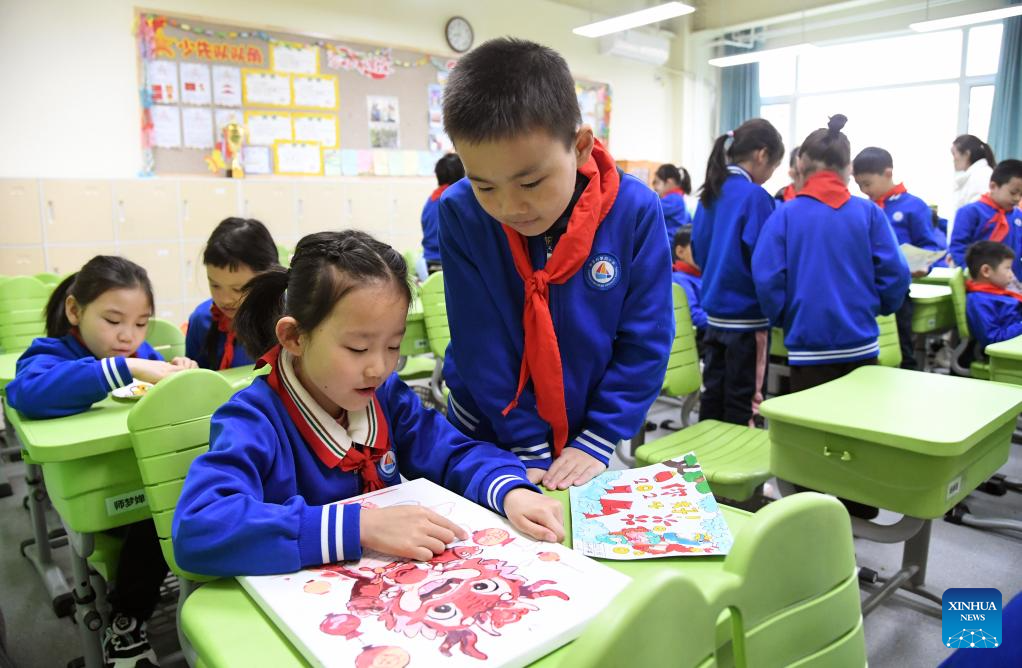 New semester for primary and secondary schools kicks off across China ...