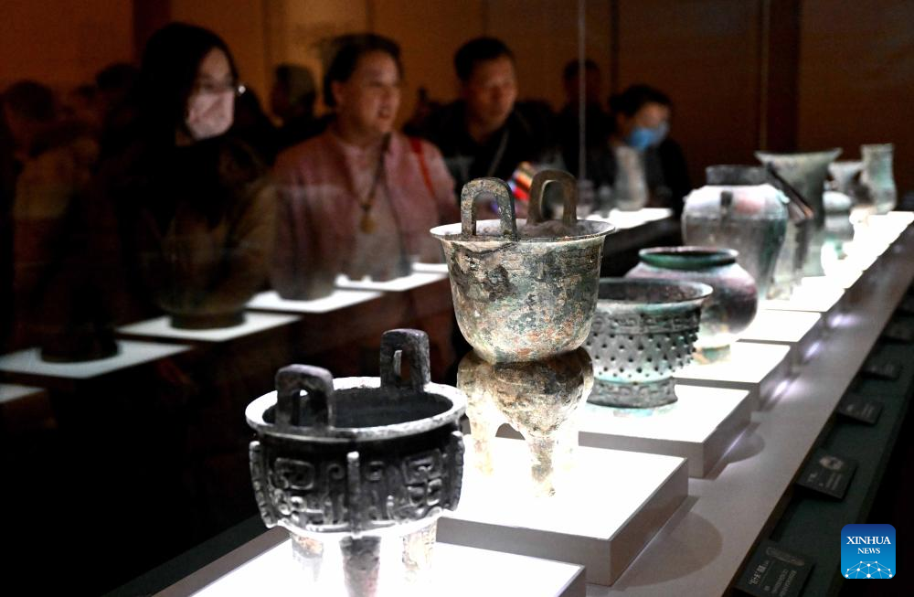 New museum building opens at China's Shang Dynasty capital ...