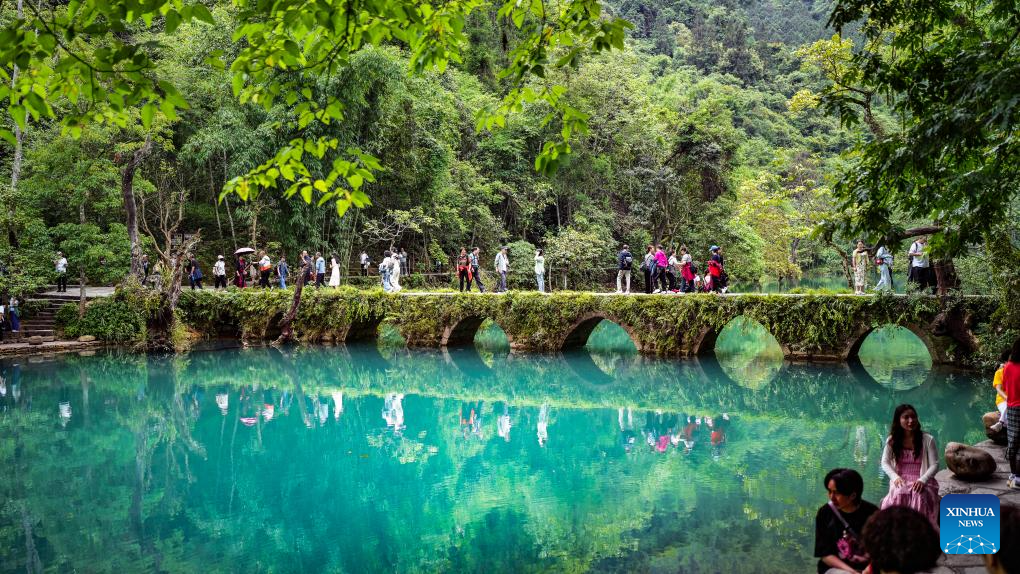 County in Guizhou sees boom in tourism-Xinhua