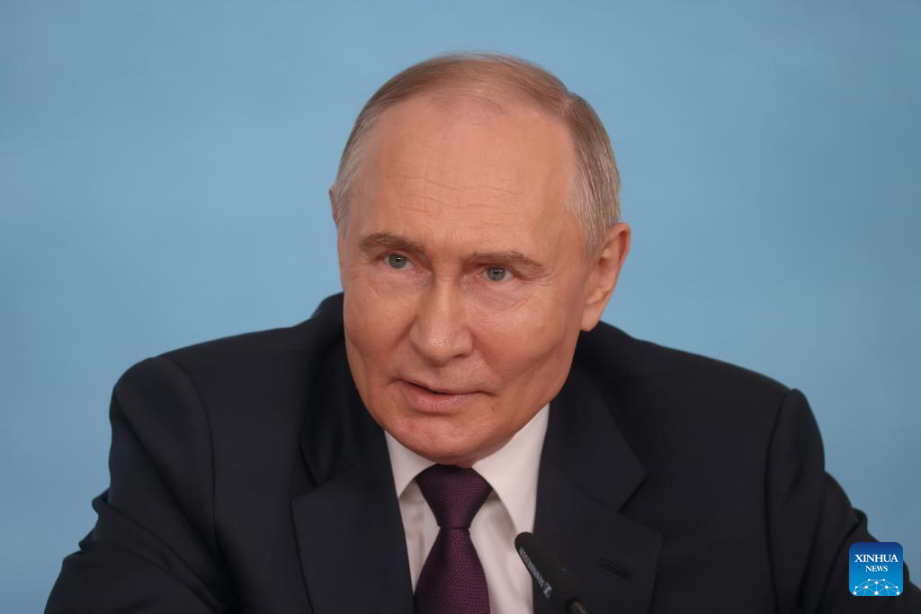 Russia-China relations based on common interests, conducive to world ...