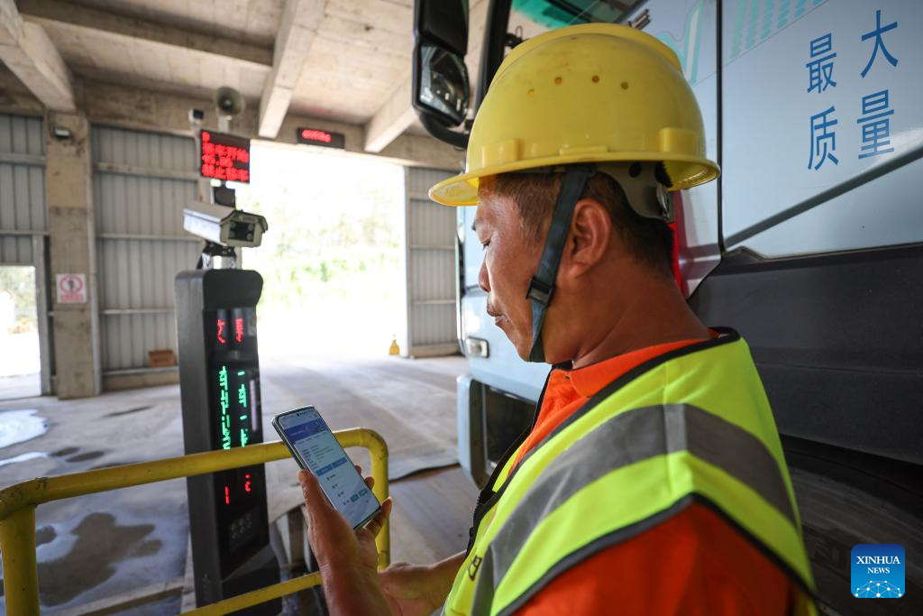 In pics: Intelligent mine management system in Jiudingling Mine, China ...