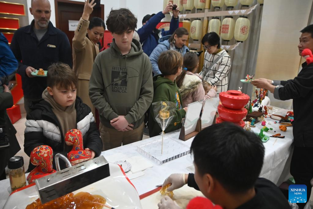 Spring Festival temple fair held in Malta-Xinhua