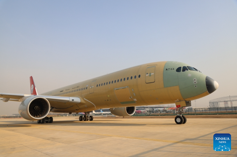 China receives first unpainted Airbus A350 in 2025 for finishing ...
