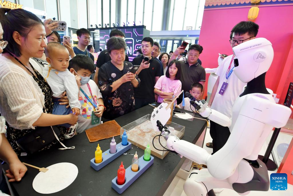 World Robot Conference unveils future trends of embodied intelligent ...
