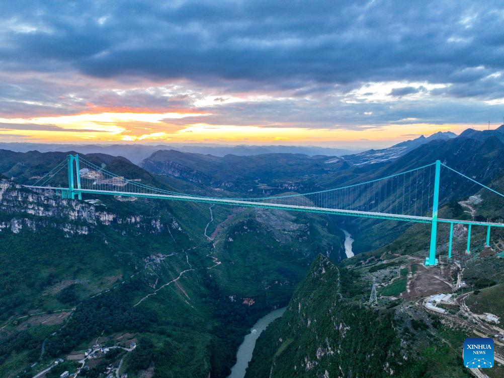 A glimpse into Guizhou, "world's bridge museum"-Xinhua