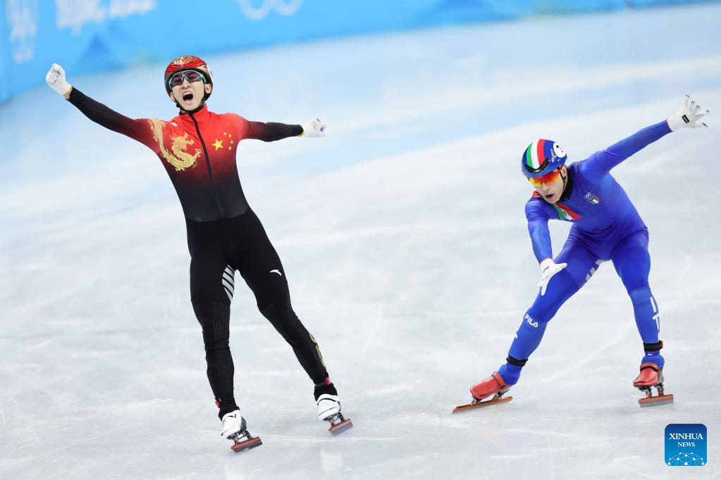 Chinese skaters win first gold in 2,000m short-track mixed relay at ...