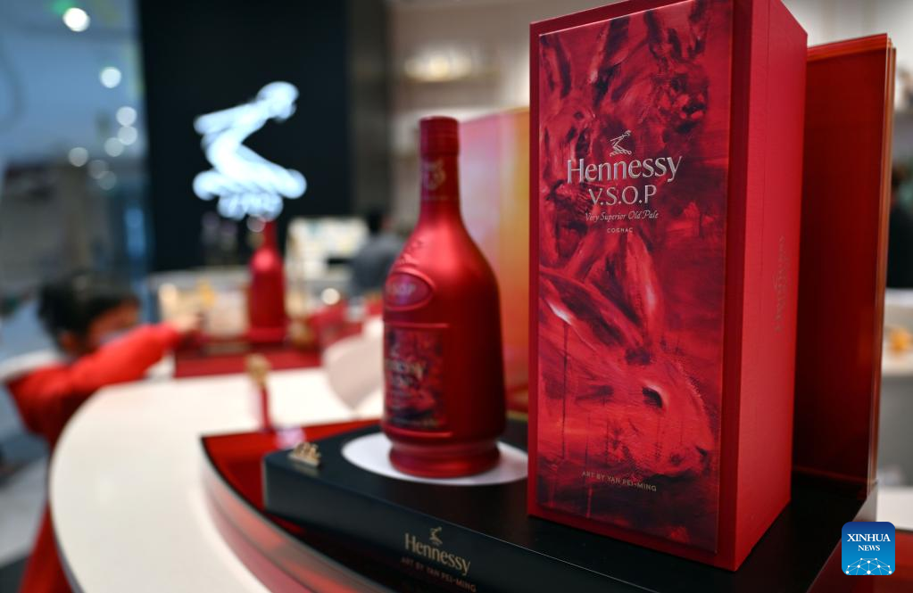 Global brands highlight image of rabbit to embrace Chinese market-Xinhua