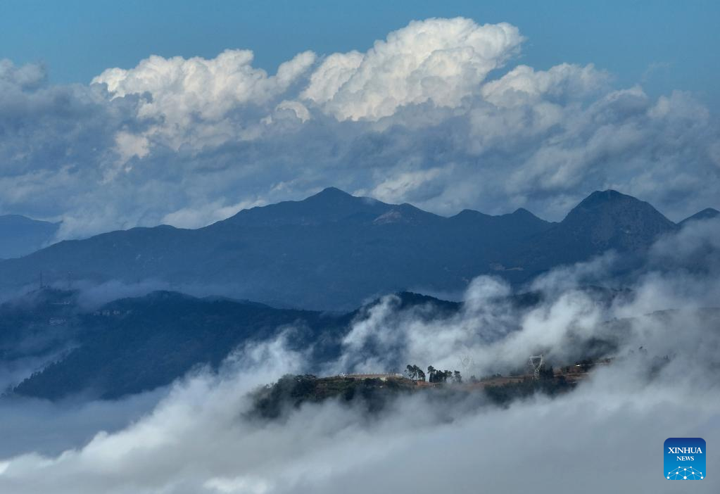 Advection fog on Guling Hill, SE China-Xinhua