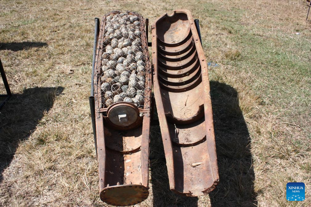 World Insights: U.S. should face up to its track record of cluster bomb ...