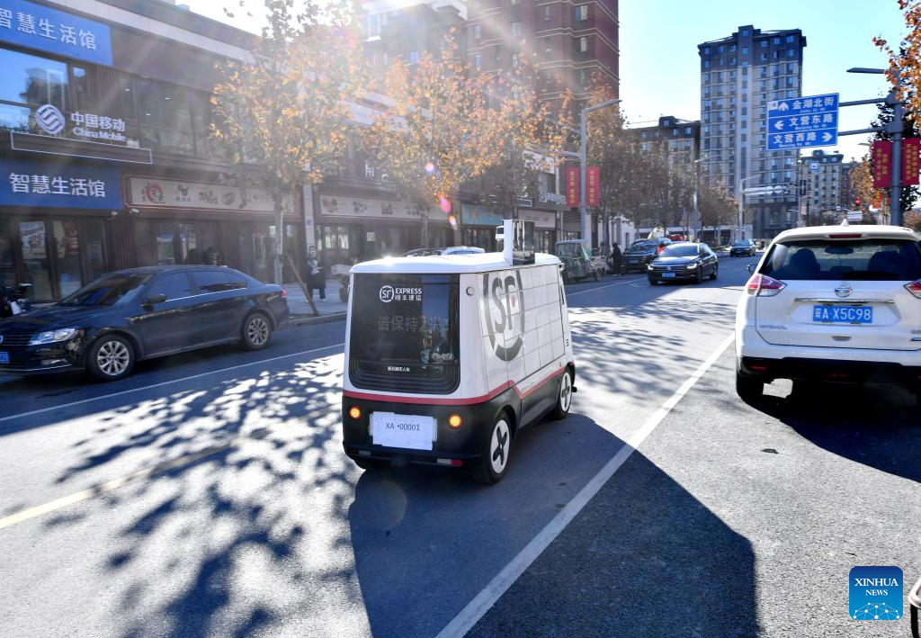 Unmanned delivery vehicles put into operation in N China's Xiong'an New ...