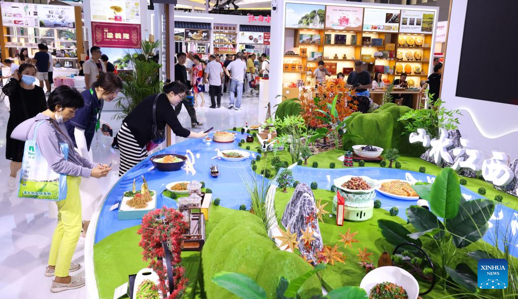 4th China International Consumer Products Expo opens to public-Xinhua