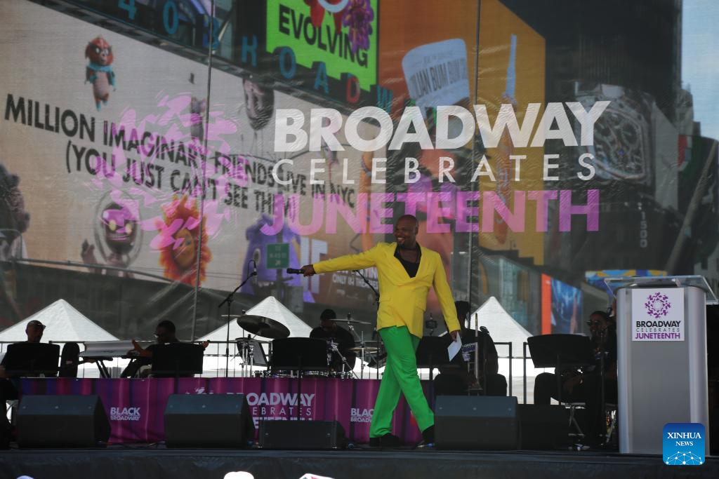 New Yorkers celebrate Juneteenth despite heat wave-Xinhua