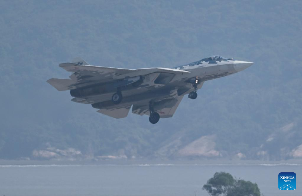 China Focus: Spotlight on key military hardware at Airshow China-Xinhua