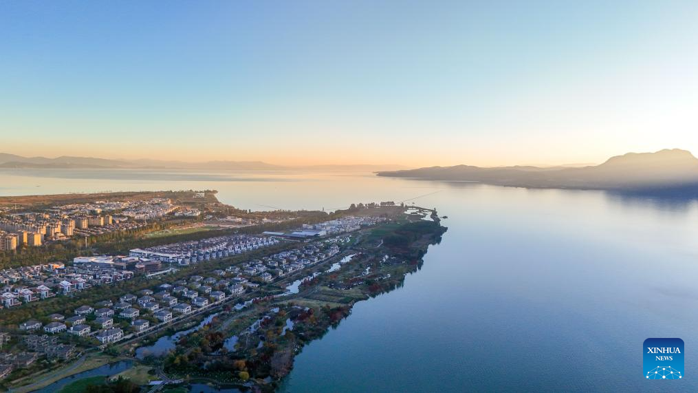View of Dianchi Lake in Kunming, China's Yunnan-Xinhua